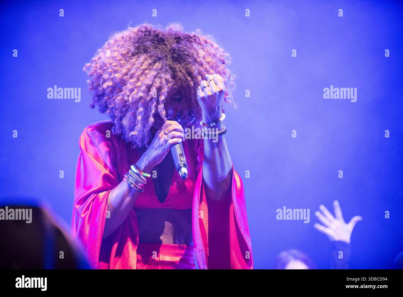 Music Concert - Eurofesta Senhit Zadik Zadik Busto Arsizio E-Work Arena ...