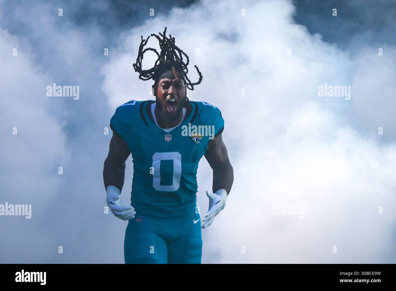 Jacksonville Jaguars linebacker Devin Lloyd (0) enters the field for an ...