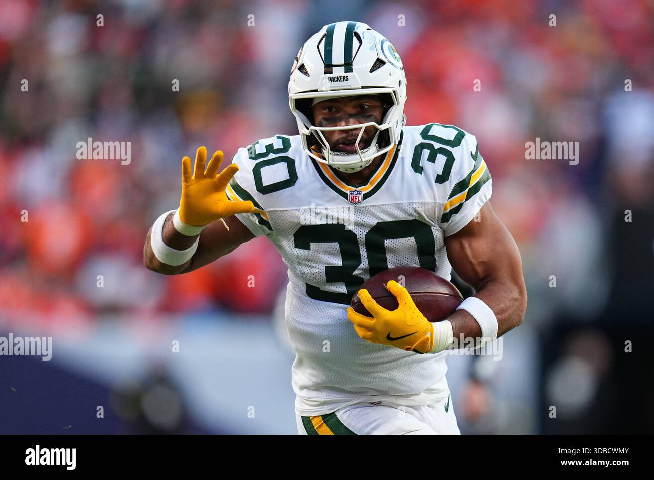 Green Bay Packers running back Chris Brooks (30) runs against the ...