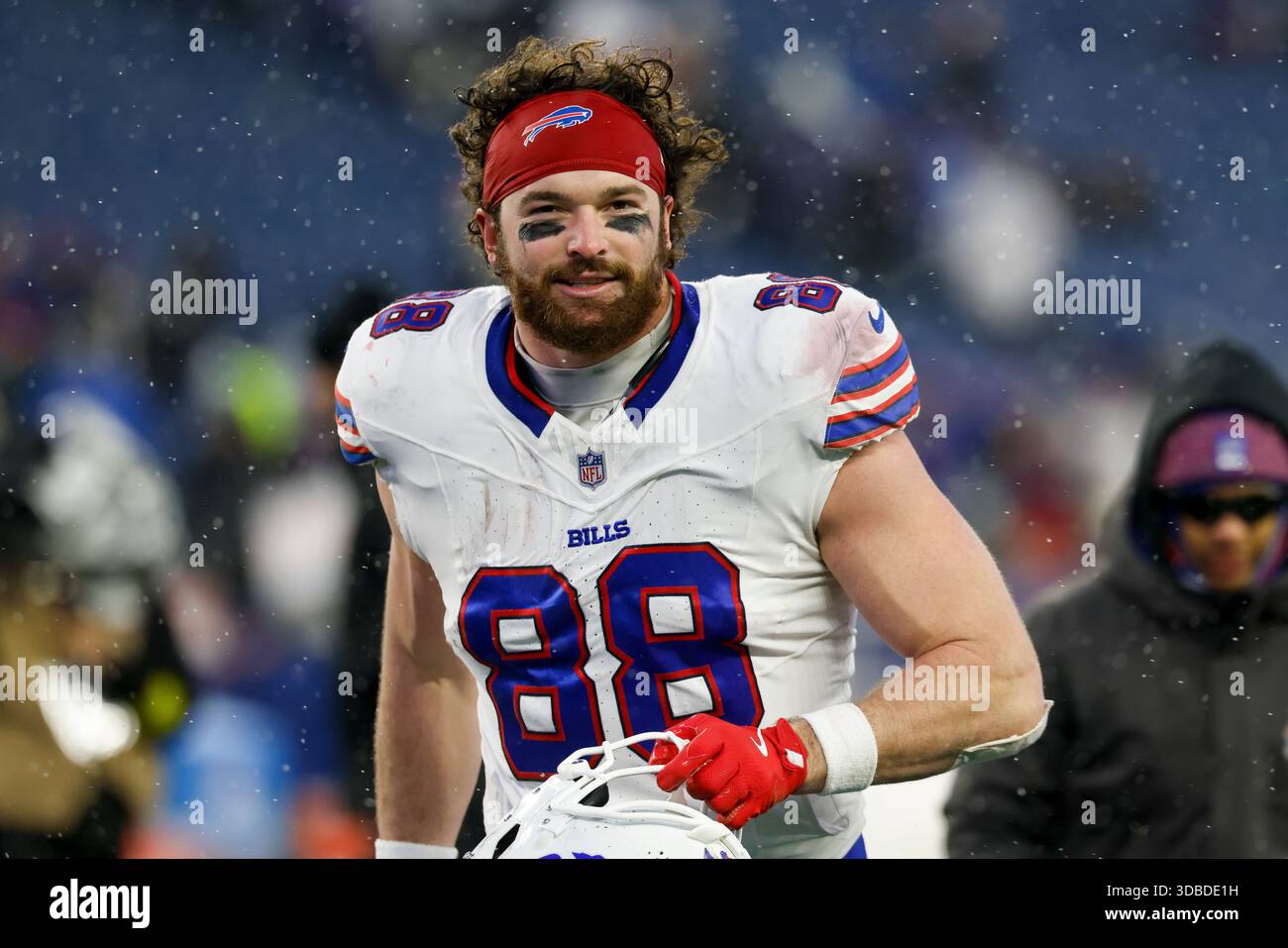 Buffalo Bills tight end Dawson Knox (88) reacts after defeating the New ...