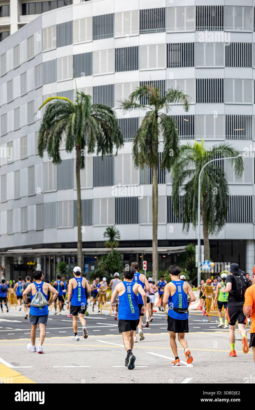 Runners on SCSM Standard Chartered Singapore Marathon 2025, Running on ...