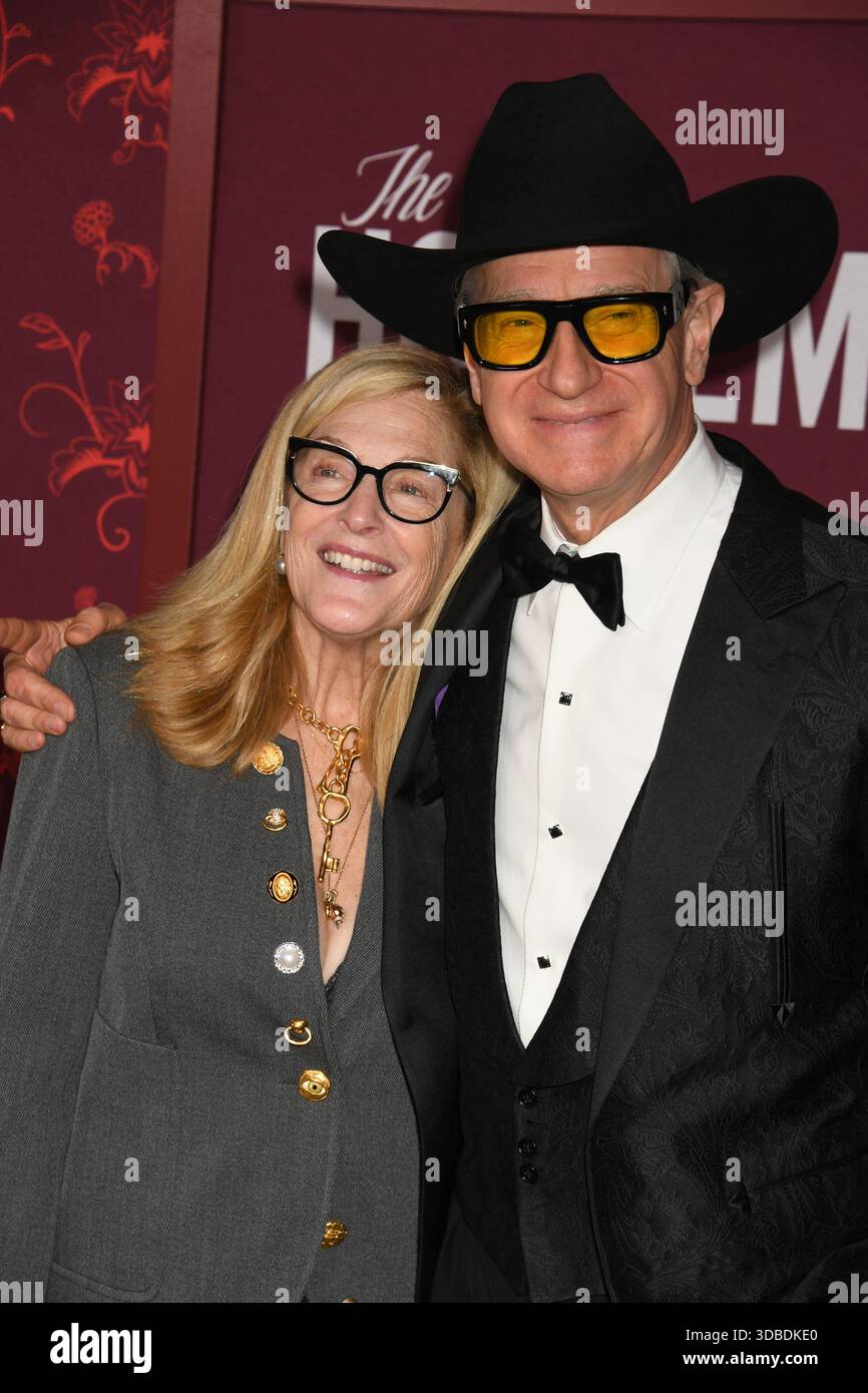 HOLLYWOOD, CA - DECEMBER 15: Laurie Feig and Paul Feig at the Los ...