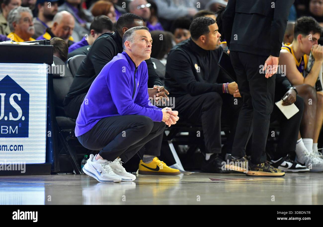December 7, 2025: LSU Tigers coach Matt McMahon during the second half ...