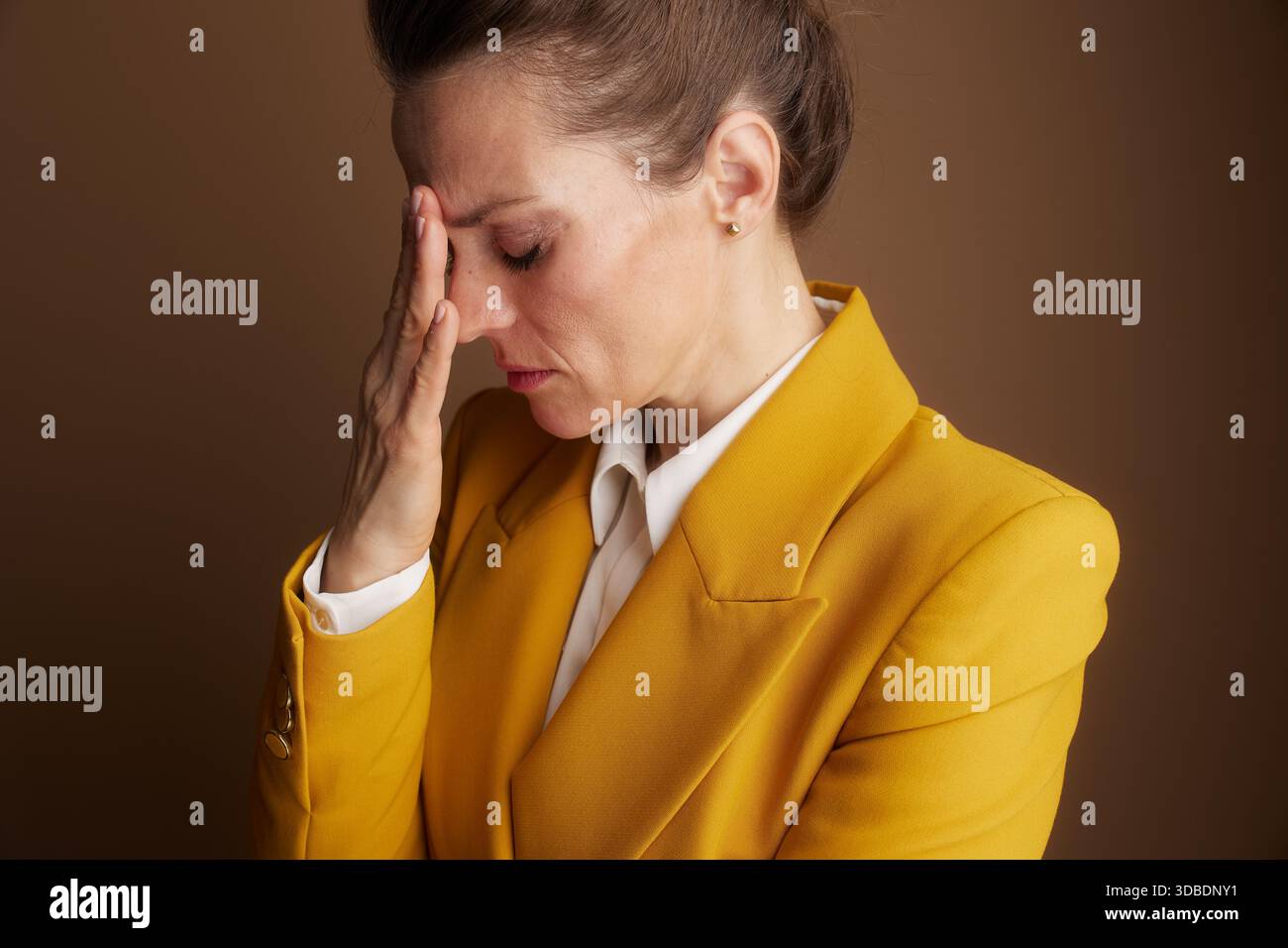 Person in suit closes eyes hi-res stock photography and images - Alamy