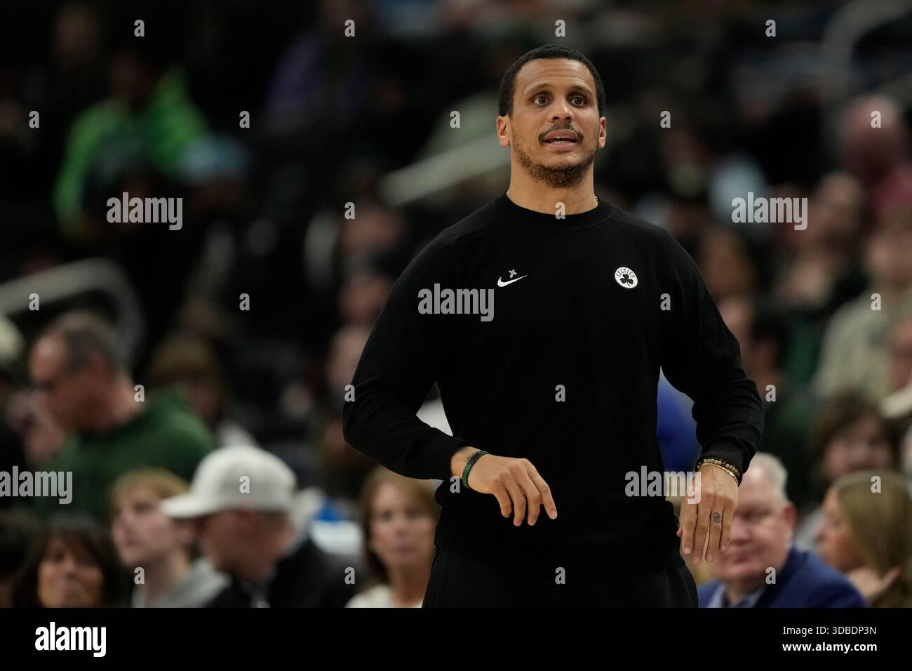 Boston Celtics head coach Joe Mazzulla looks on during an NBA ...