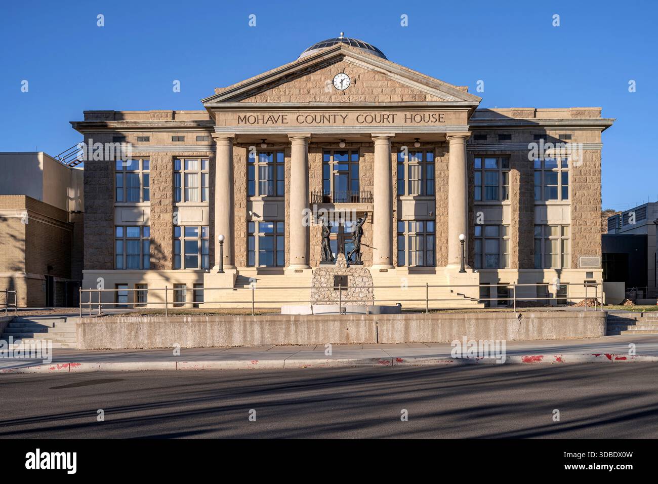 Mohave county courthouse in downtown Kingman Arizona Stock Photo - Alamy