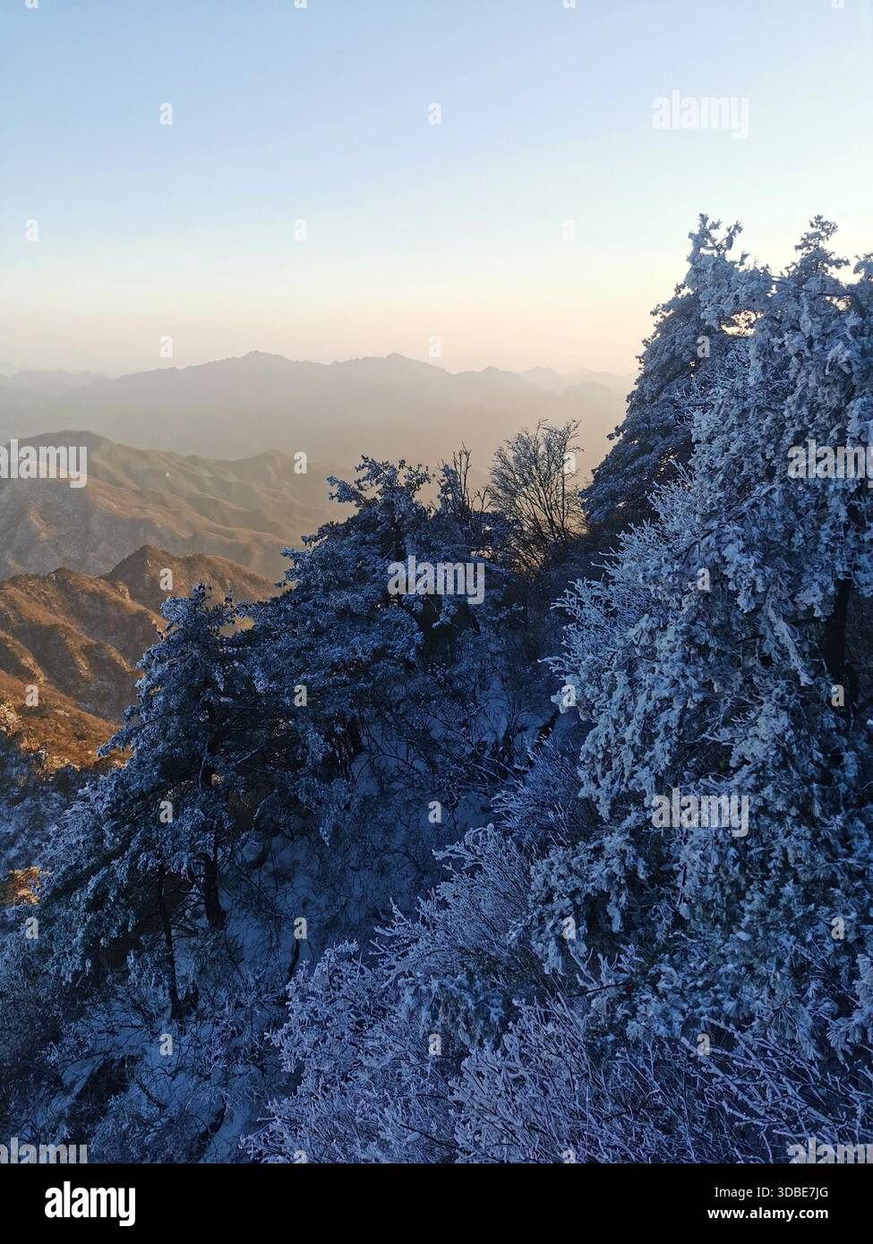 Aerial photo shows the snow scenery of the Laojunshan scenic spot in ...