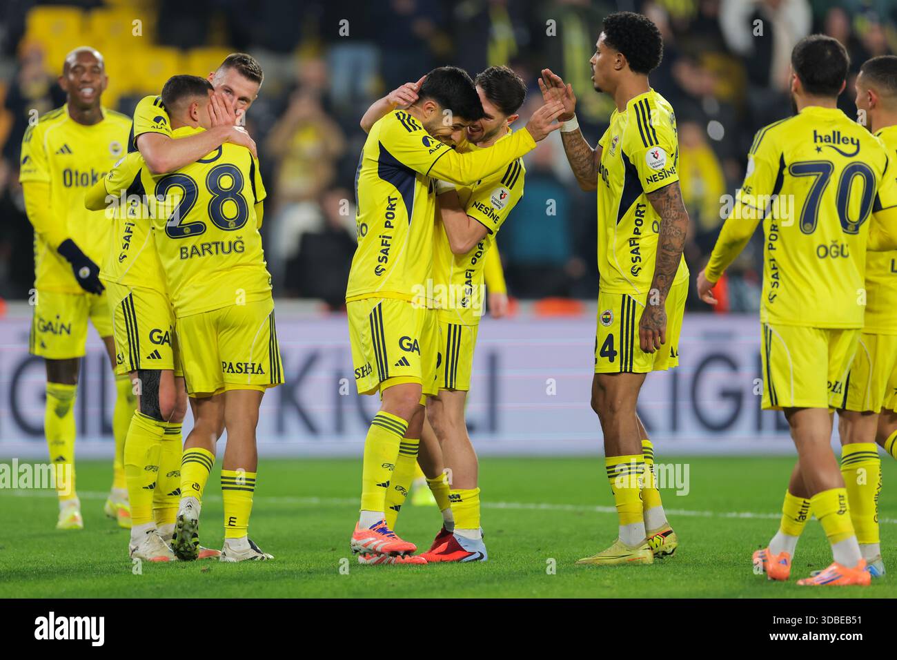 ISTANBUL, TURKEY - DECEMBER 15: Marco Asensio of Fenerbahce SK ...