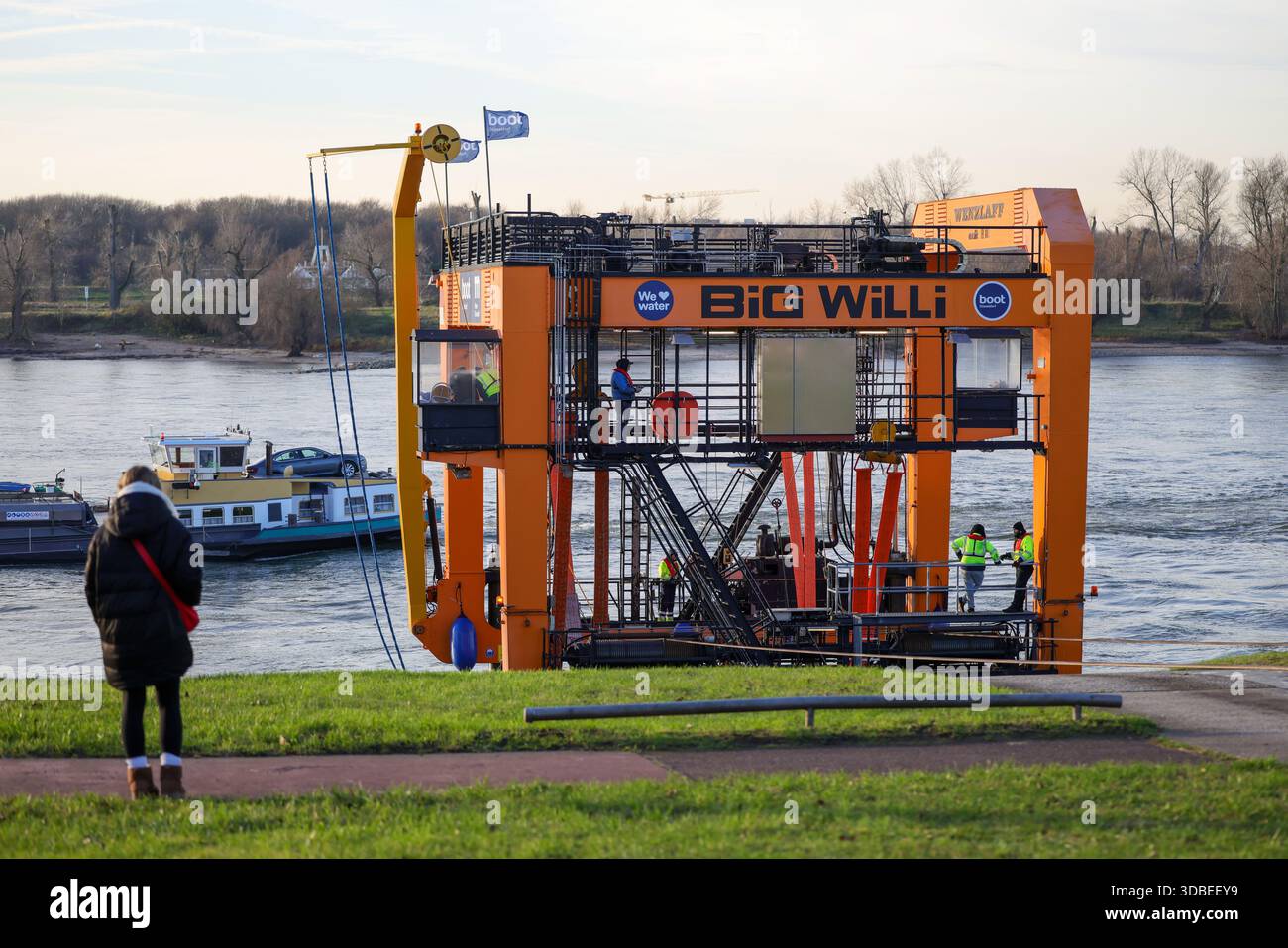 16 December 2025, North Rhine-Westphalia, Duesseldorf: The "Big Willi ...