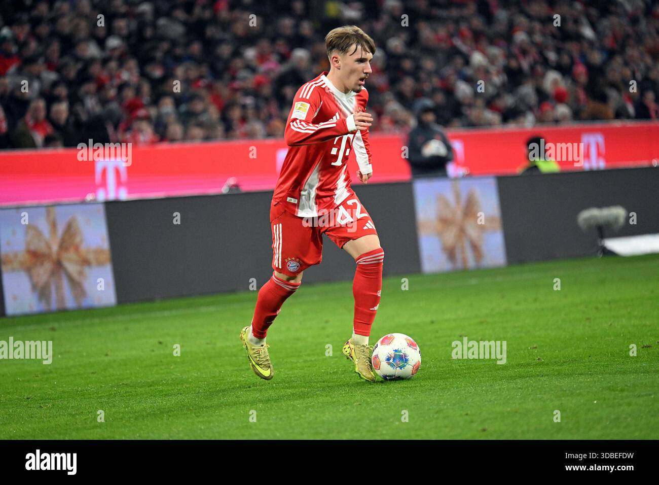 Football; Matchday 14; 1. Bundesliga [Bundesliga]; Season 2025/2026; FC ...