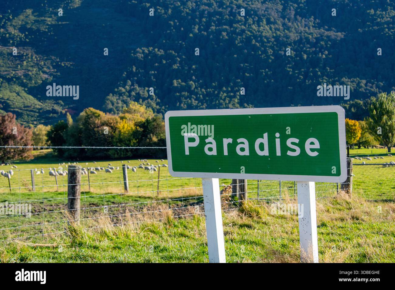 Rural locality hi-res stock photography and images - Alamy