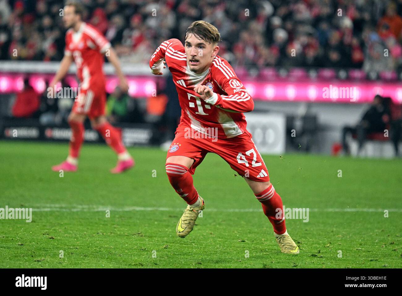 Football; Matchday 14; 1. Bundesliga [Bundesliga]; Season 2025/2026; FC ...