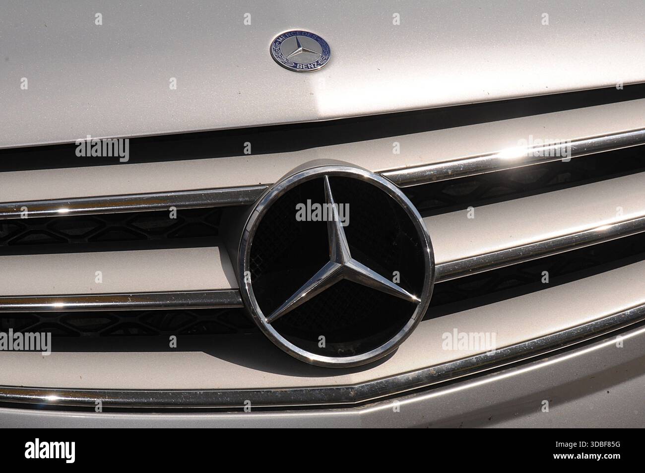 Copenhagen/Denmark 15.JULY 2018 .German car mercedes Benz logo in ...