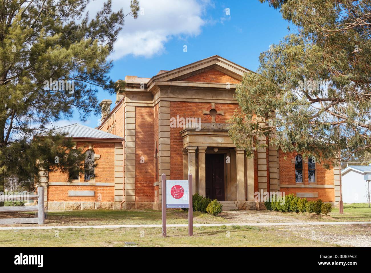 Dunolly gold hi-res stock photography and images - Alamy