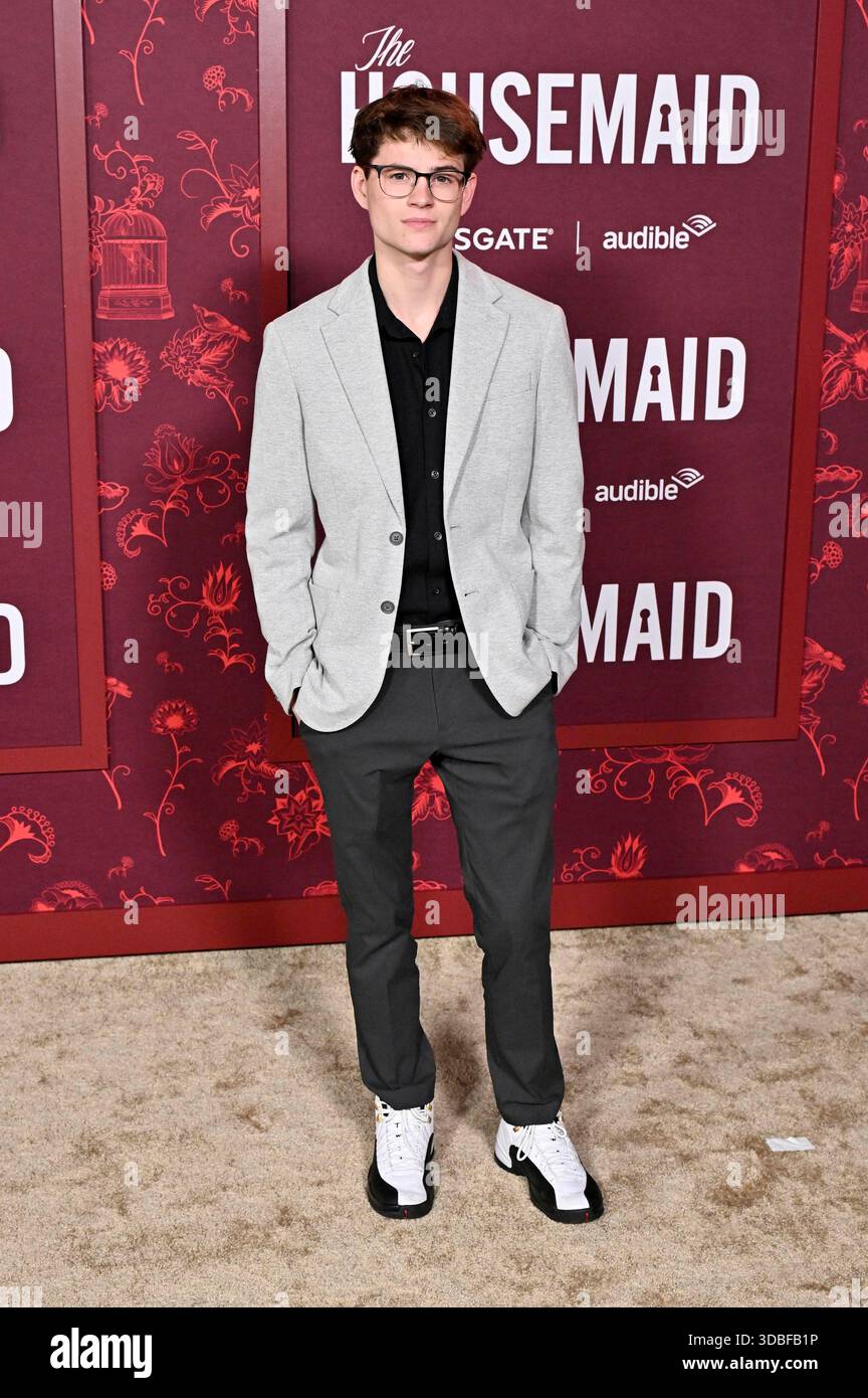 Preston Oliver bei der Premiere des Kinofilms The Housemaid - Wenn sie ...