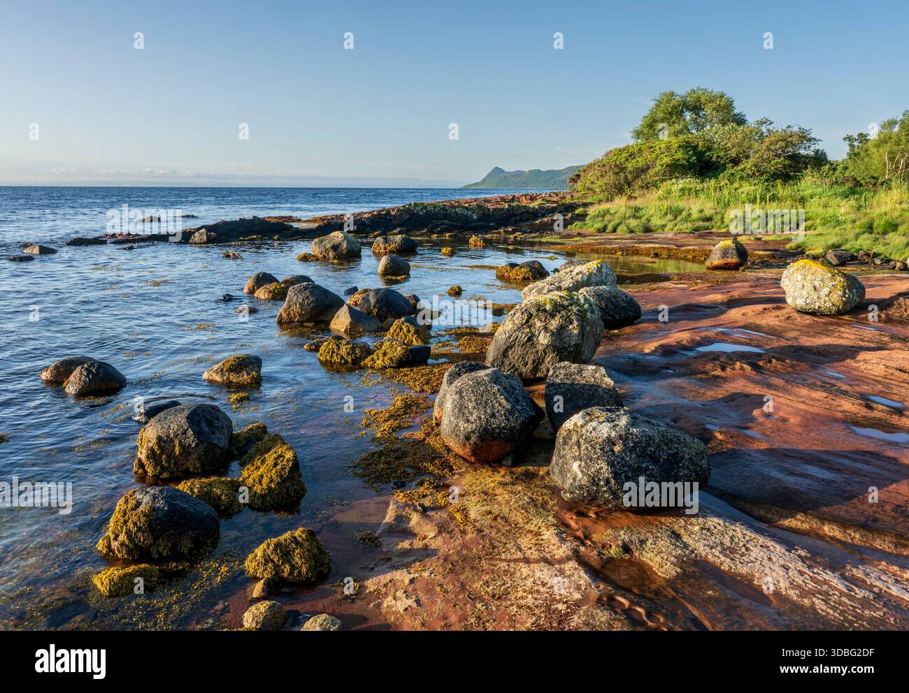 Beach scattered rock formations hi-res stock photography and images - Alamy