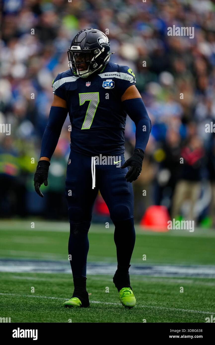 Seattle Seahawks linebacker Uchenna Nwosu (7) looks on during an NFL ...