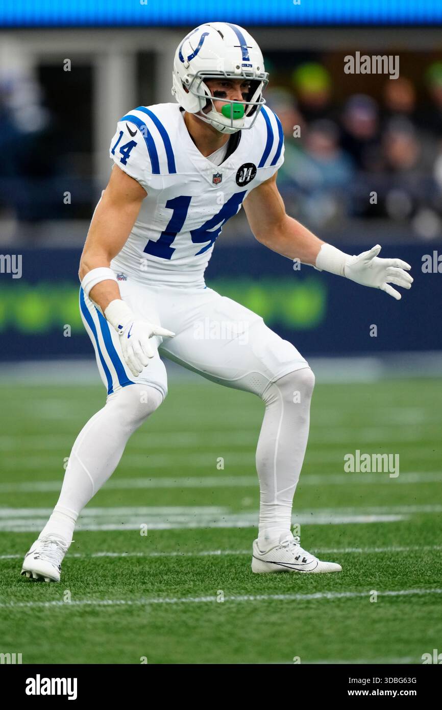 Indianapolis Colts wide receiver Alec Pierce (14) gets set during an ...