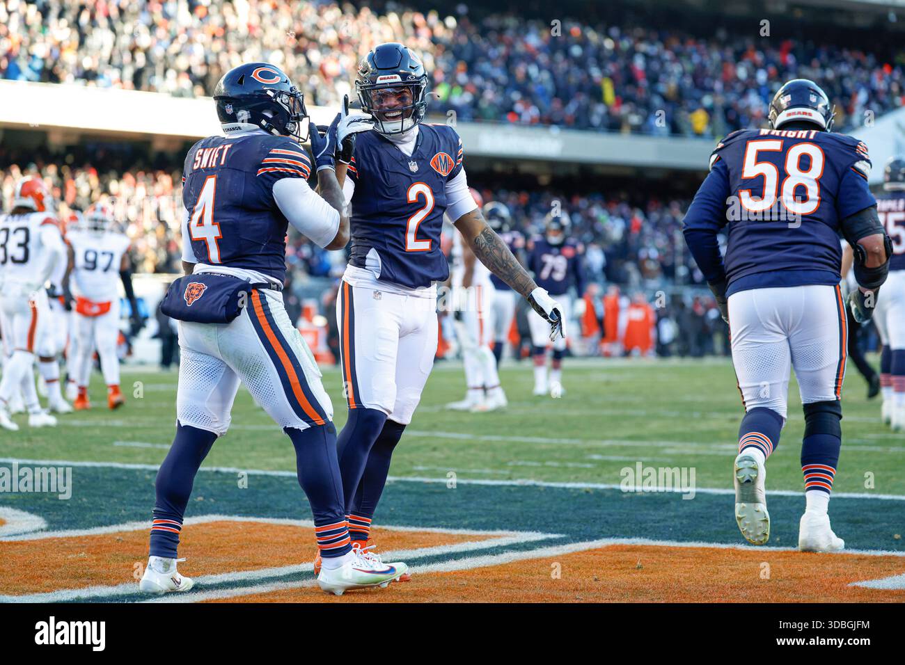 Chicago Bears running back D'Andre Swift (4) celebrates with wide ...