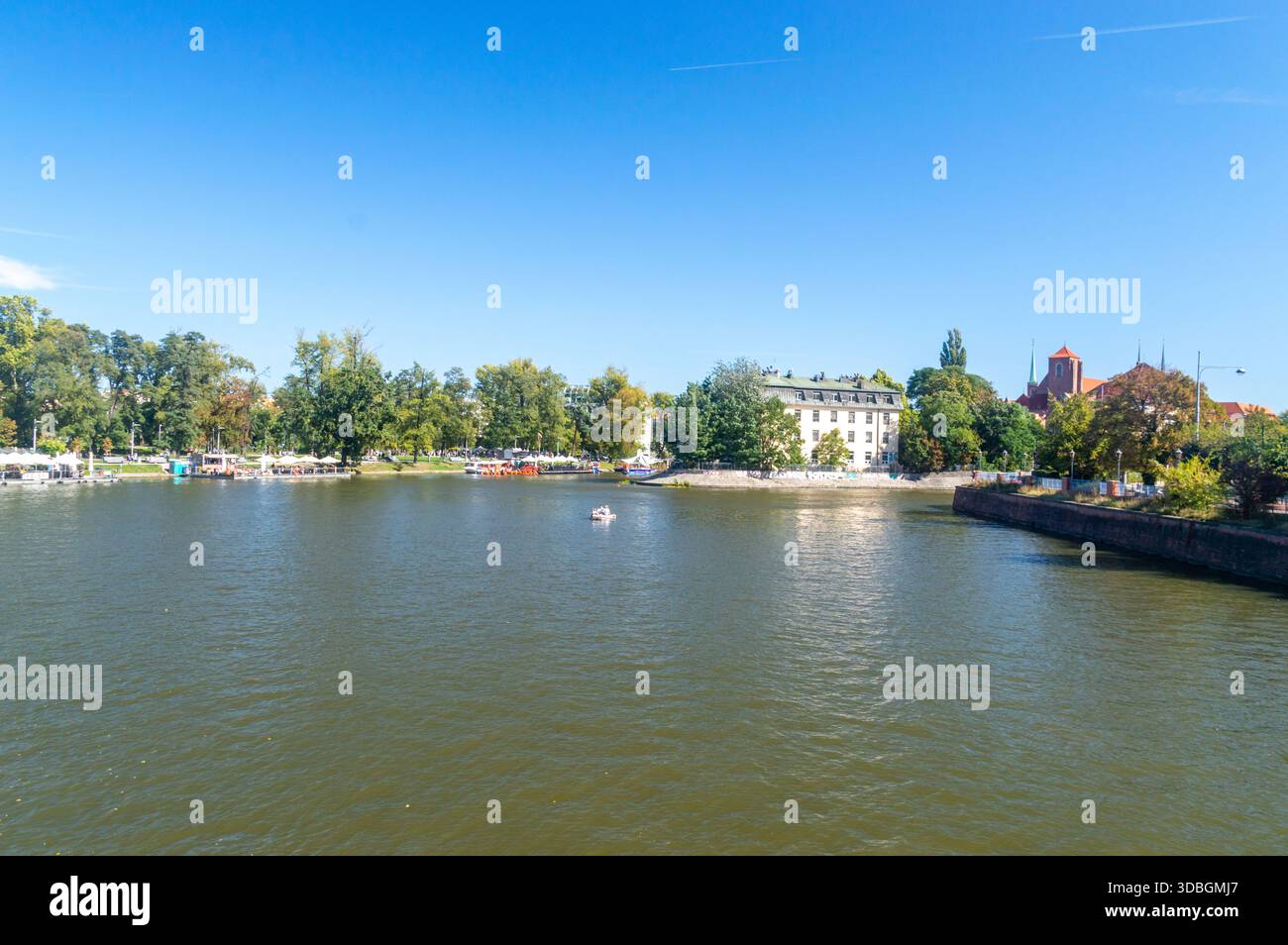 Wroclaw, Poland - September 21, 2025: Aerial view of Oder river with ...