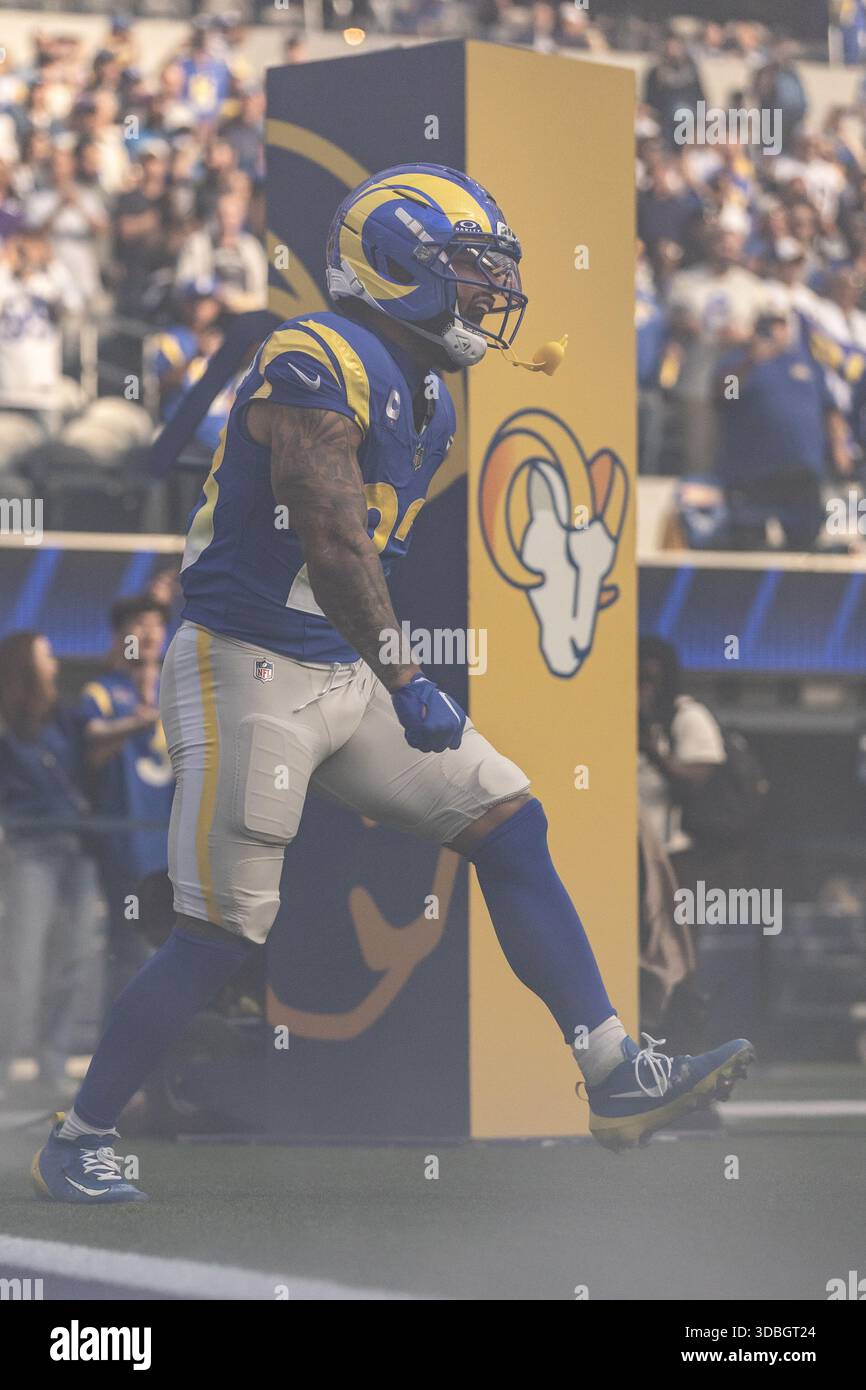 Los Angeles Rams running back Kyren Williams (23) enters the field ...