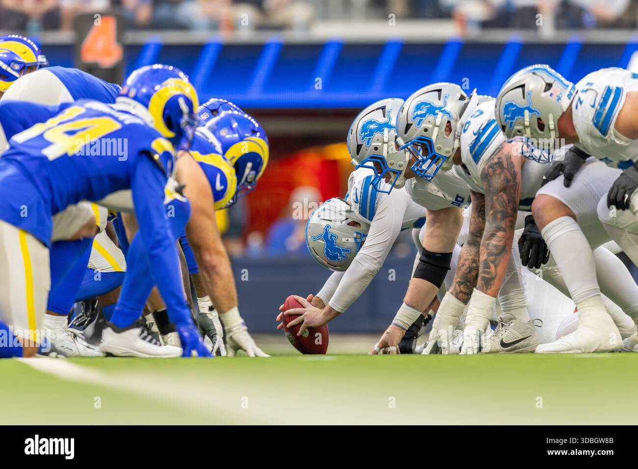 The Detroit Lions line up against the Los Angeles Rams in an NFL ...