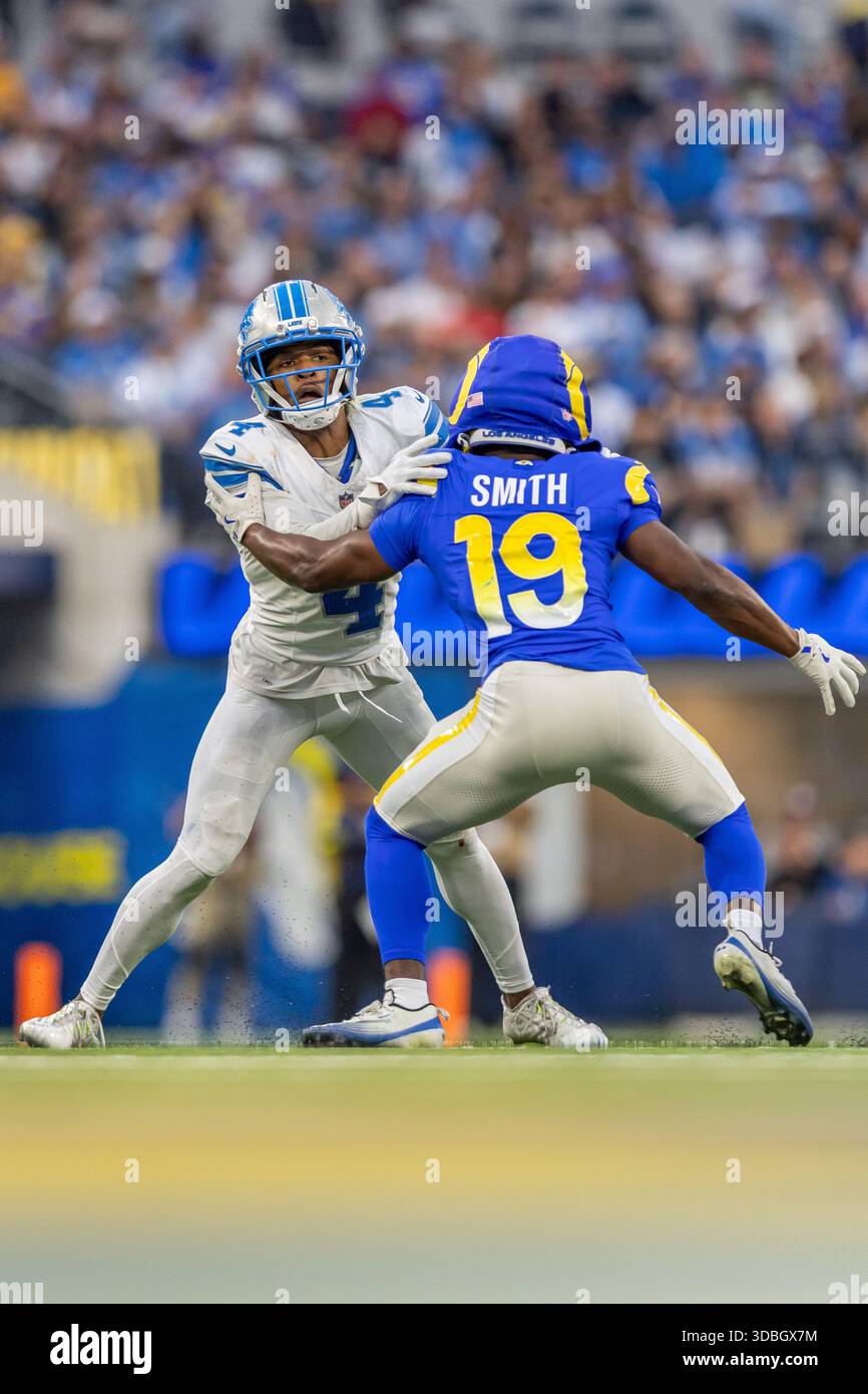 Detroit Lions running cornerback D.J. Reed (4) covers Los Angeles Rams ...