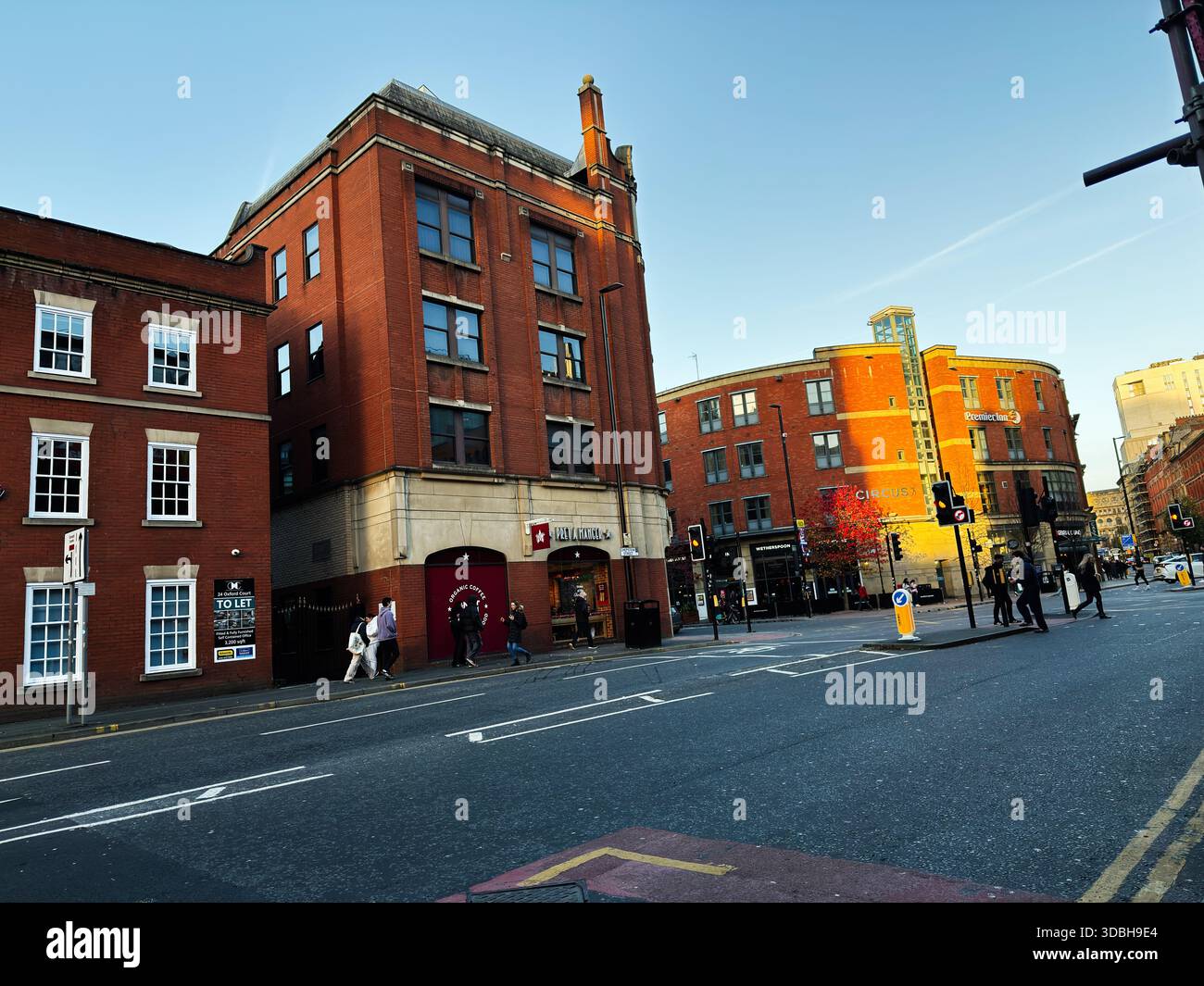 Manchester, UK - November 17, 2025: Busy Manchester street scene ...