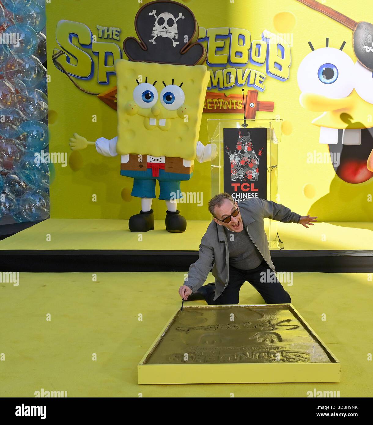 Tom Kenny, the voice of SpongeBob participates in a hand and footprint ...