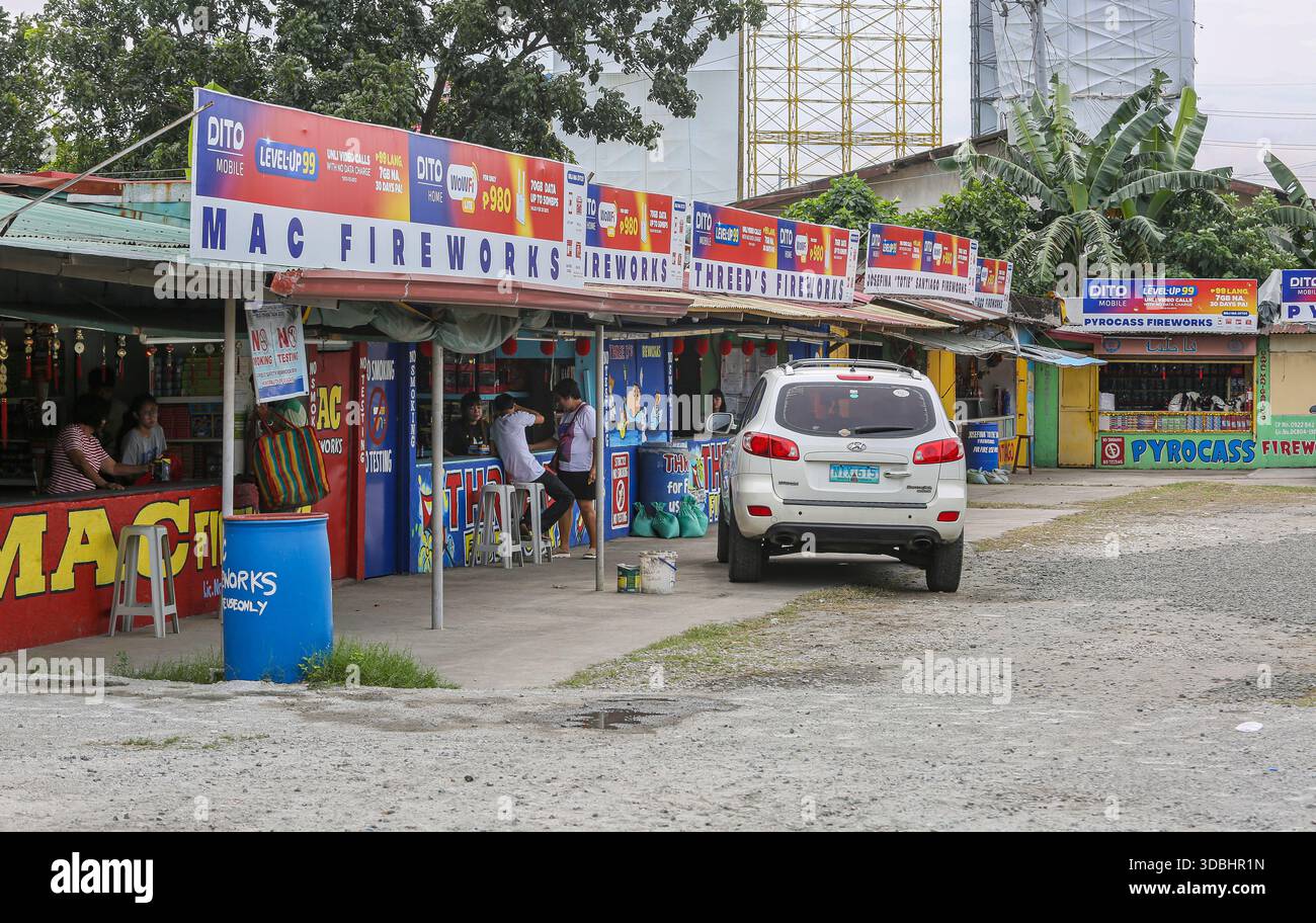 Bocaue, Bulacan, Philippines. December 16, 2025. Fireworks stores in ...