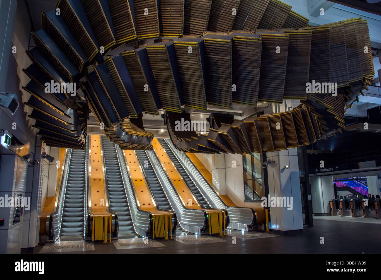 The york street escalators hi-res stock photography and images - Alamy