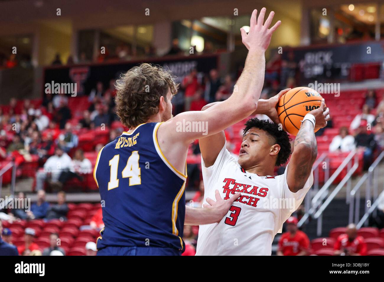 Texas Tech forward Lejuan Watts (3) looks for an open teammate around ...