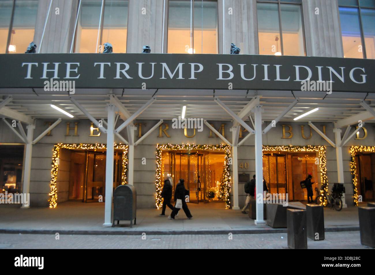 The Trump Building is seen at 40 Wall Street in Manhattan, New York ...