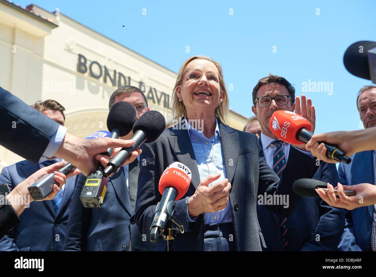 Opposition Leder Susan Lay speaks to the media at the floral tribute in ...