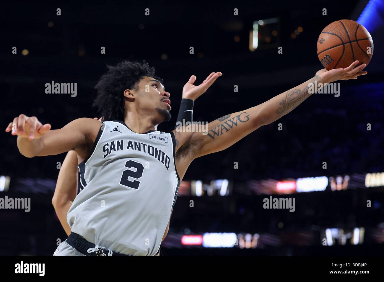San Antonio Spurs guard Dylan Harper (2) shoots against the New York ...