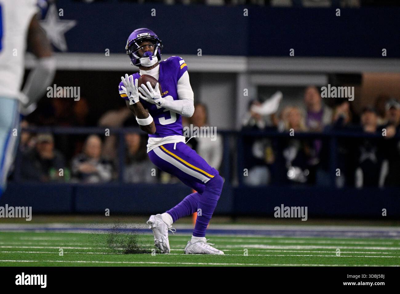 Minnesota Vikings wide receiver Jordan Addison (3) catches the ball for ...
