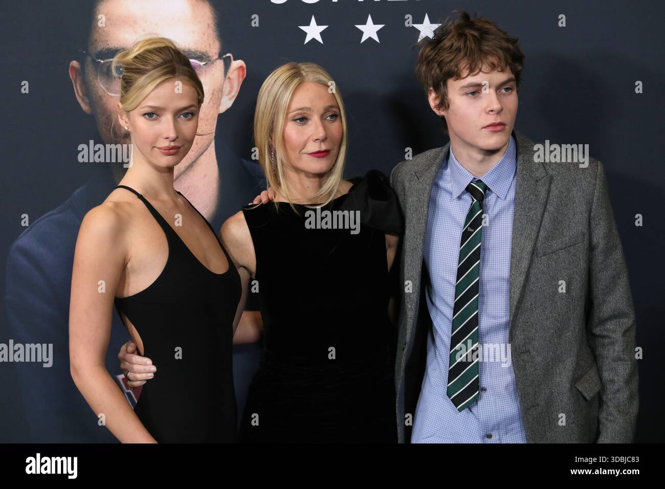 New York, New York, USA. 16th Dec. 2025. Apple Martin, Gwyneth Paltrow ...