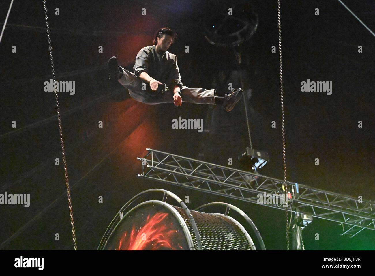 Rene CASSELLI, artist, during rehearsals at the death wheel, Rehearsals ...