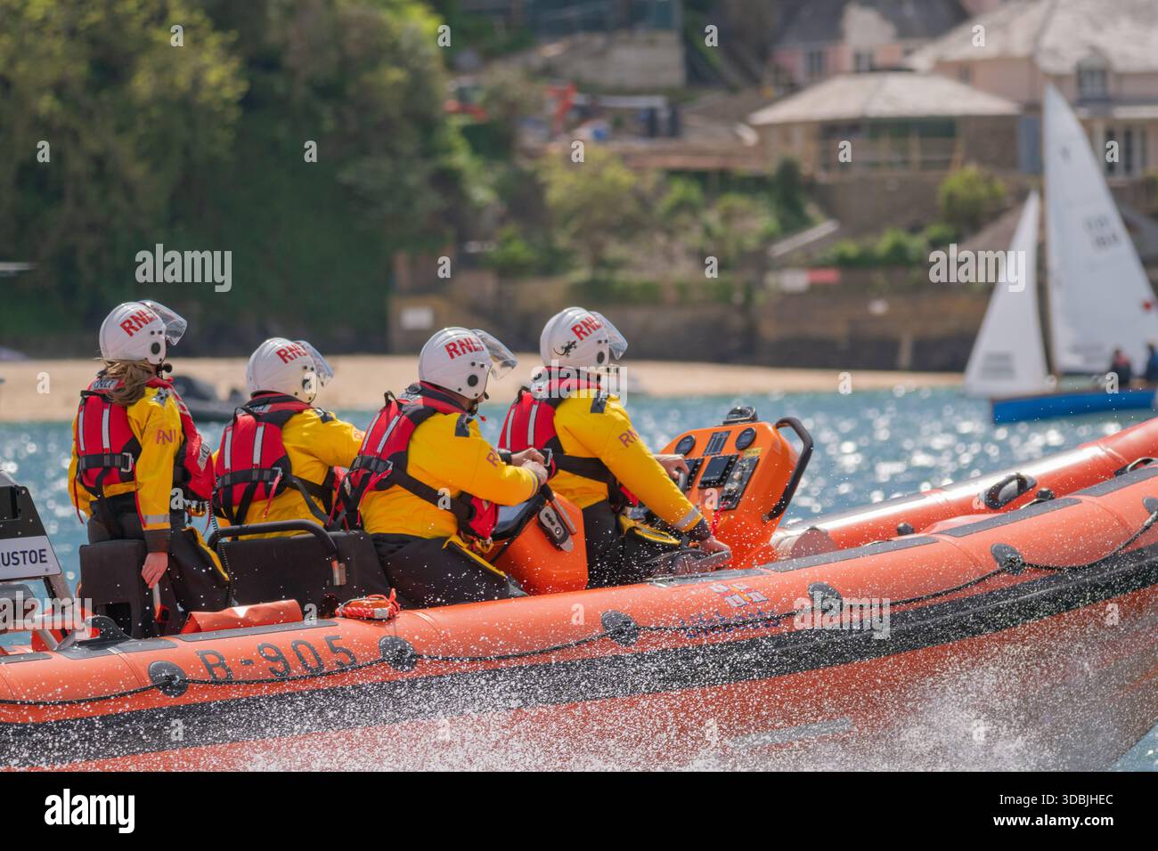 Sea spray around lifeboat hi-res stock photography and images - Alamy