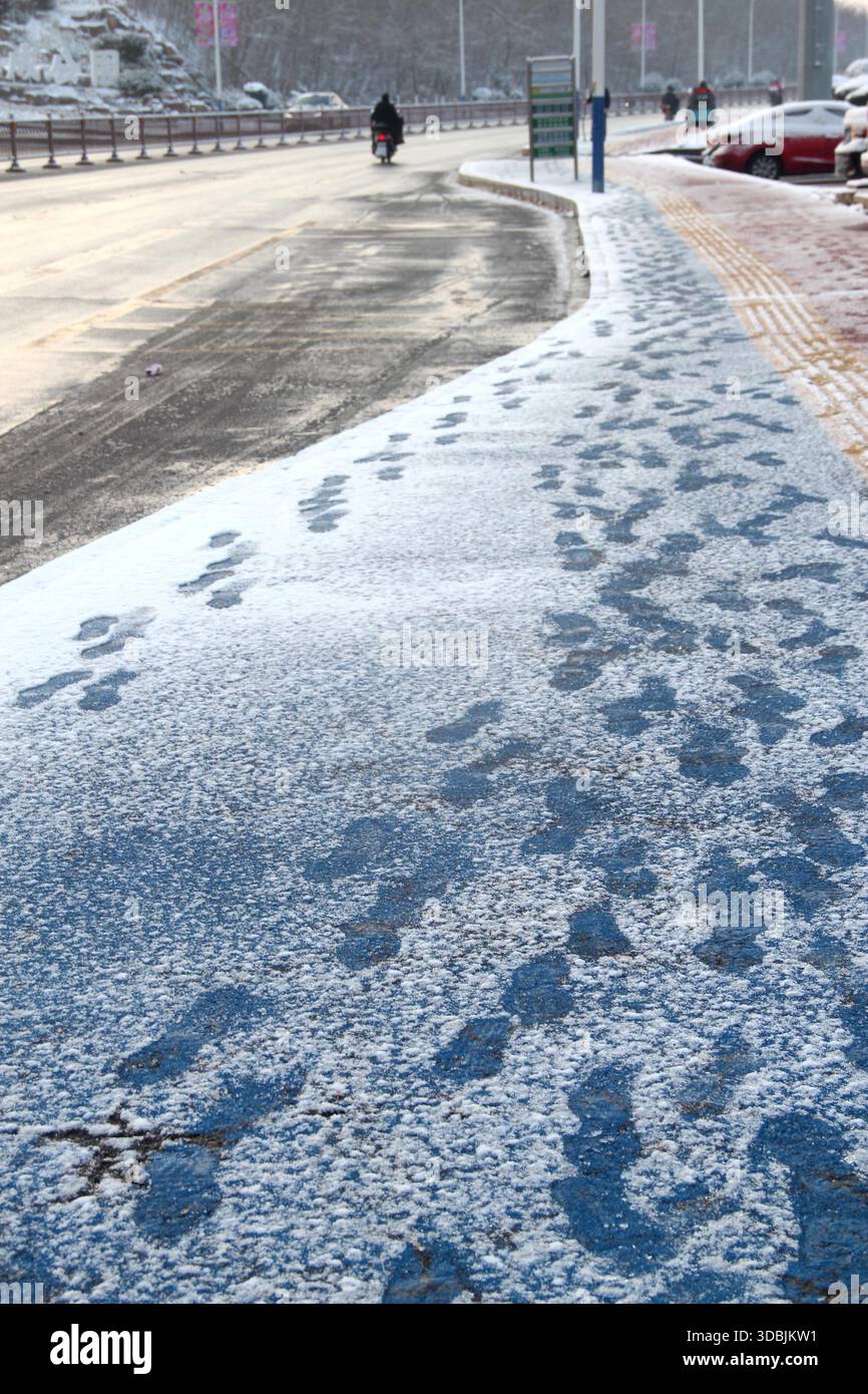 Snow scenery in Weihai City, east China's Shandong Province, 14 ...