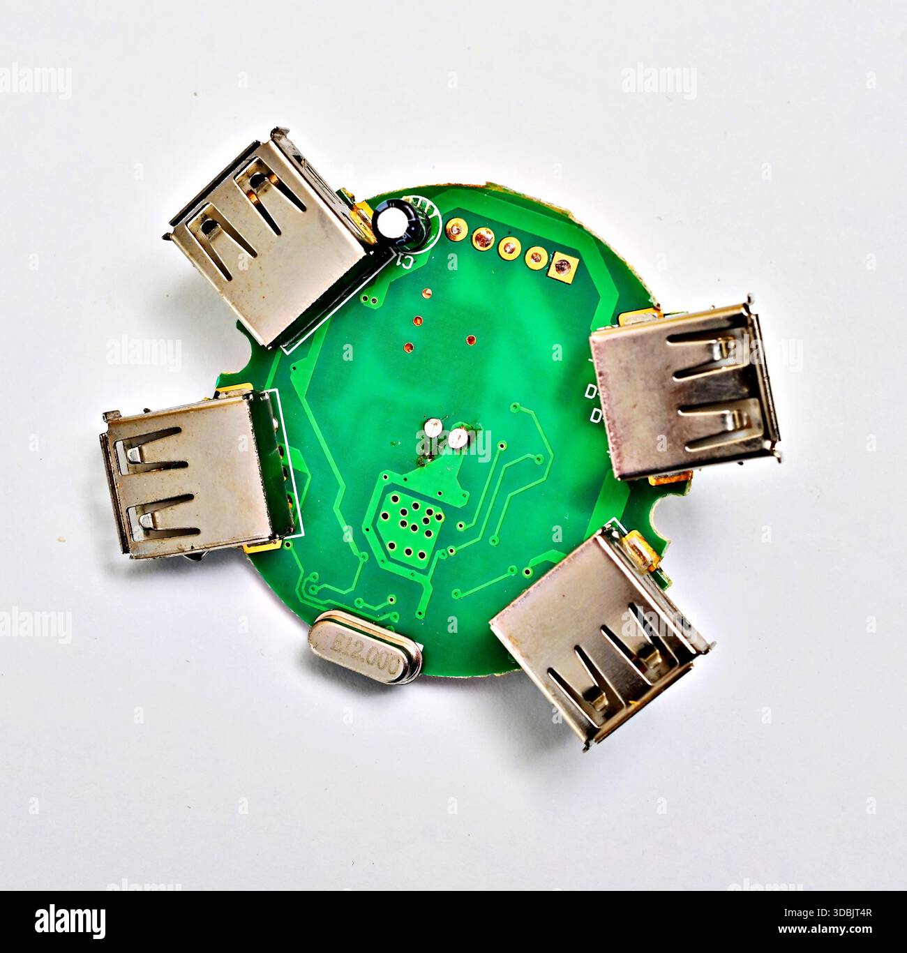 Connecting usb type wire hi-res stock photography and images - Alamy