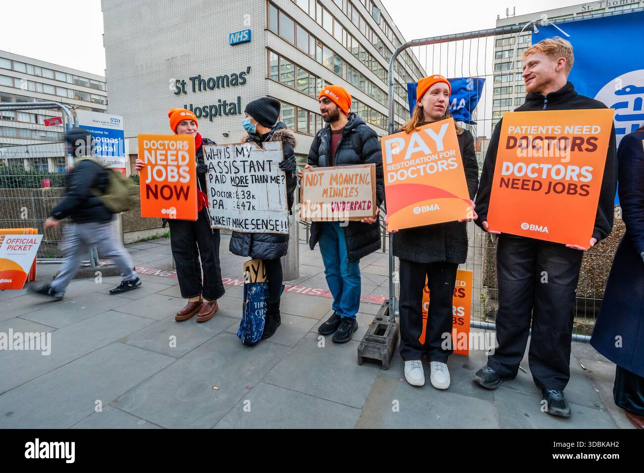 Wes streeting doctors strike hi-res stock photography and images - Alamy