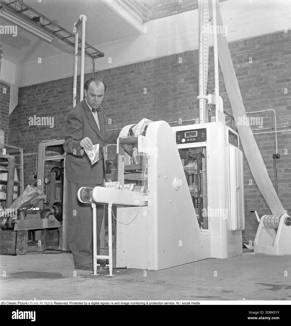 The first Tetra Pak carton – a tetrahedron patented by Ruben Rausing ...