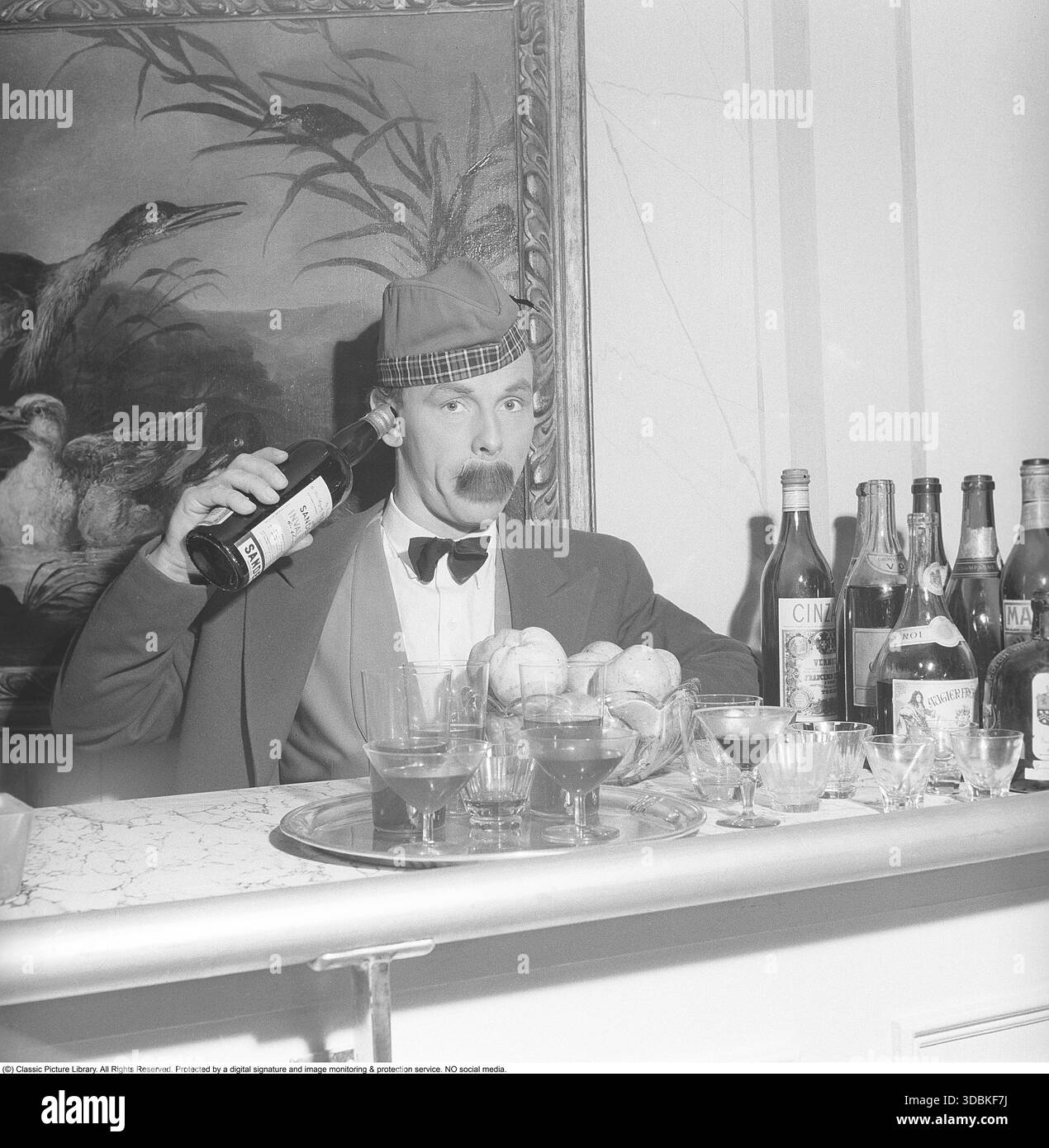 Restaurant manager humor hi-res stock photography and images - Alamy