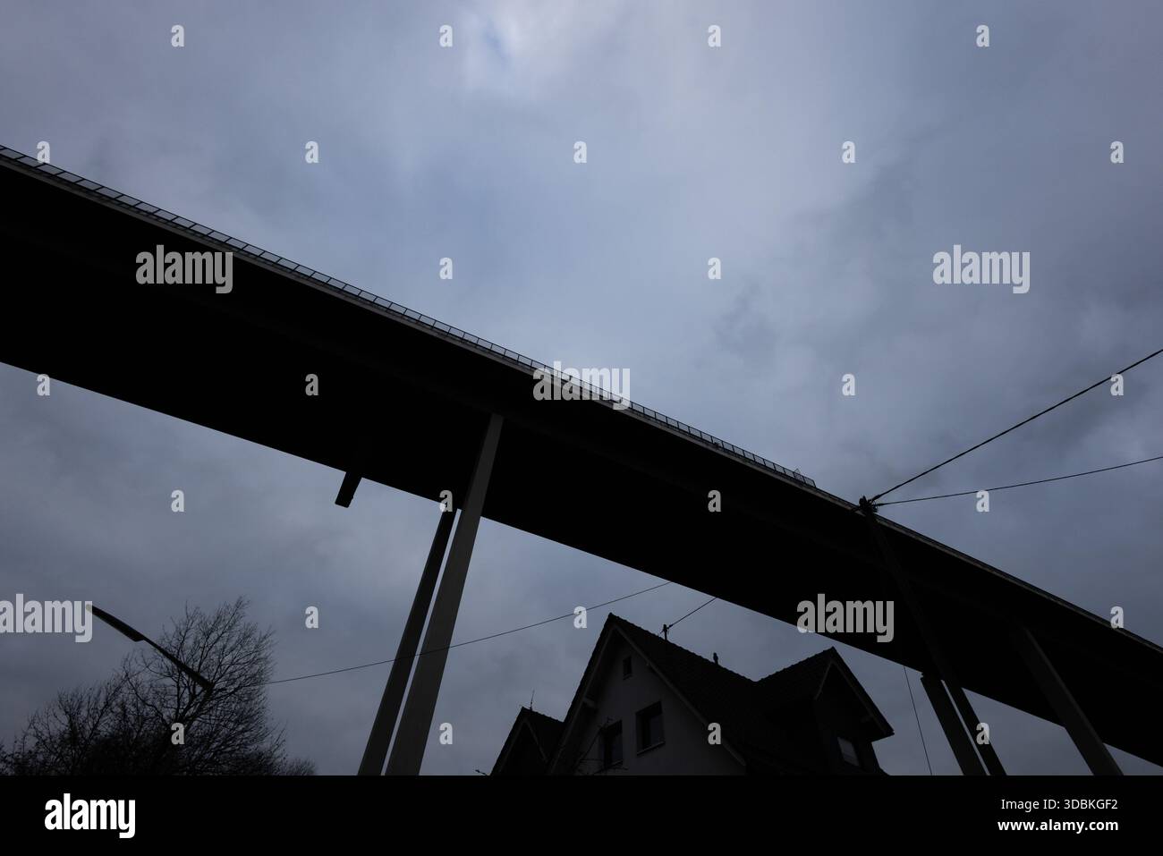 PRODUCTION - 17 December 2025, North Rhine-Westphalia, Wiehl: View of ...