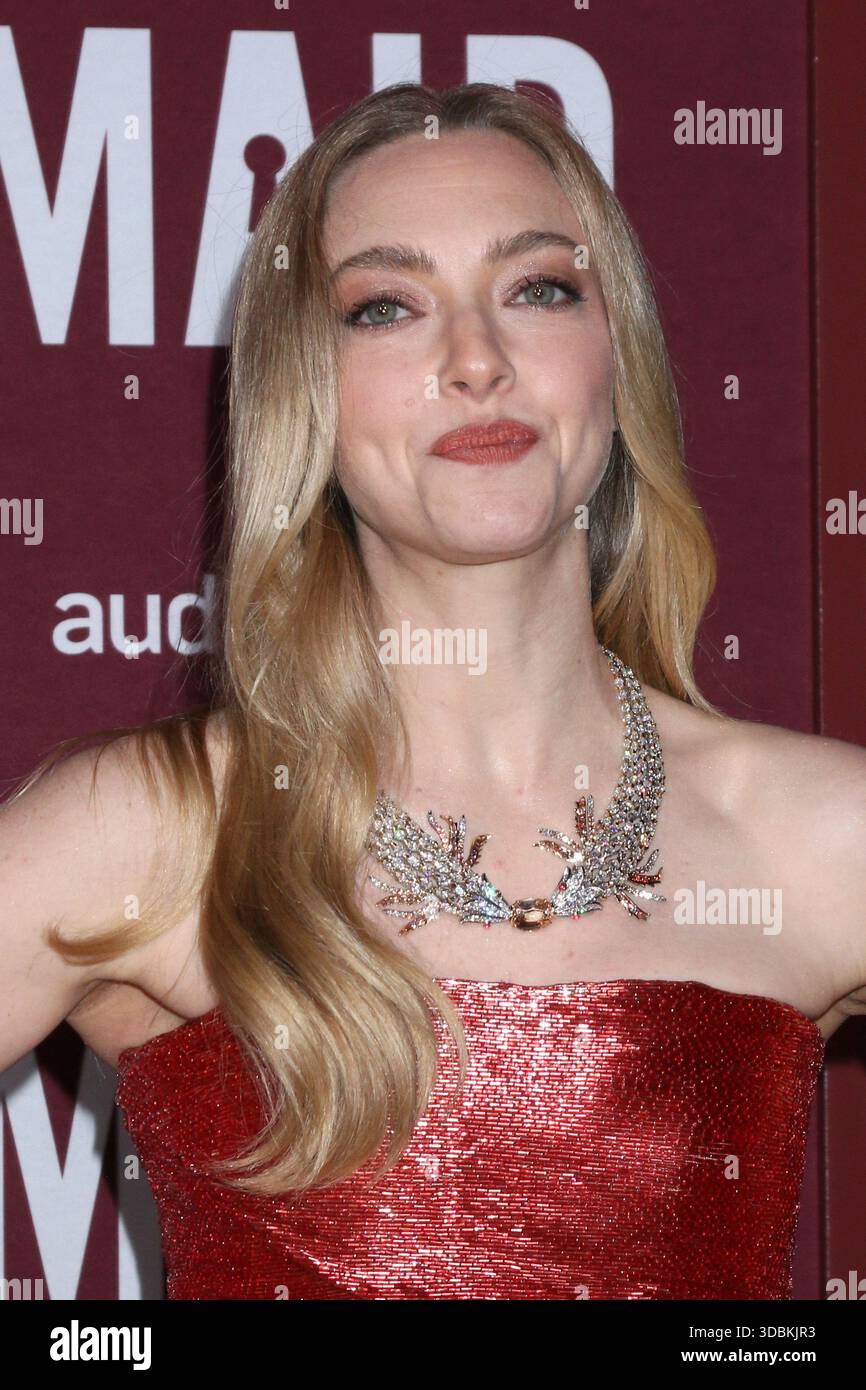 LOS ANGELES - DEC 15: Amanda Seyfried at The Housemaid Premiere at the TCL Chinese Theater IMAX ...