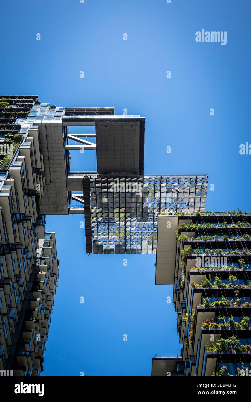 One Central Park with Vertical hanging gardensVertical hanging ...