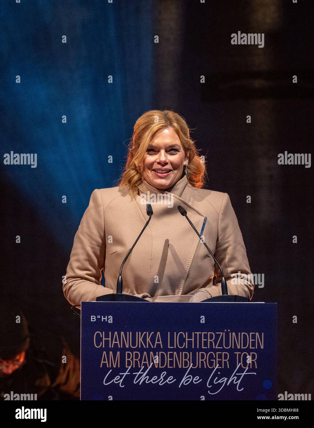 17 December 2025, Berlin: Bundestag President Julia Klöckner (CDU ...