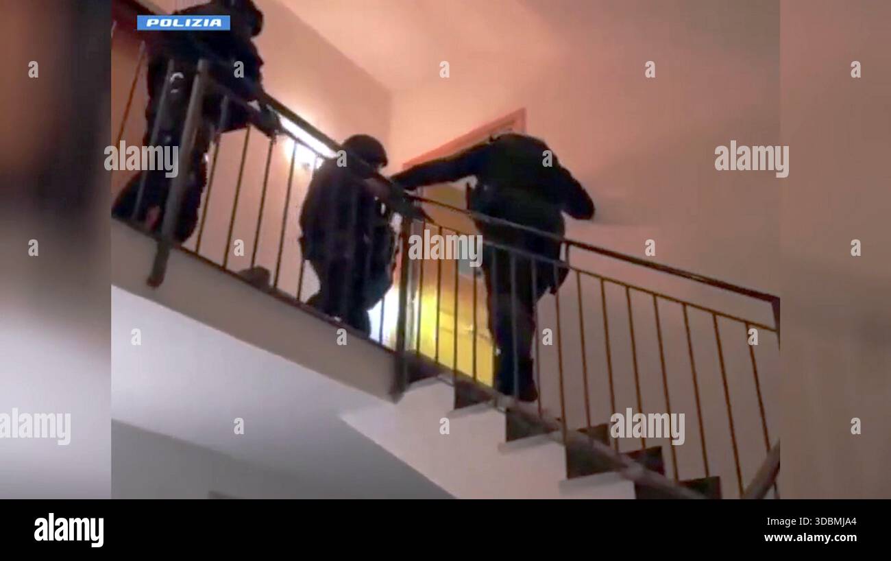 Milan, Turkish criminal organization active in Italy and Europe: State ...
