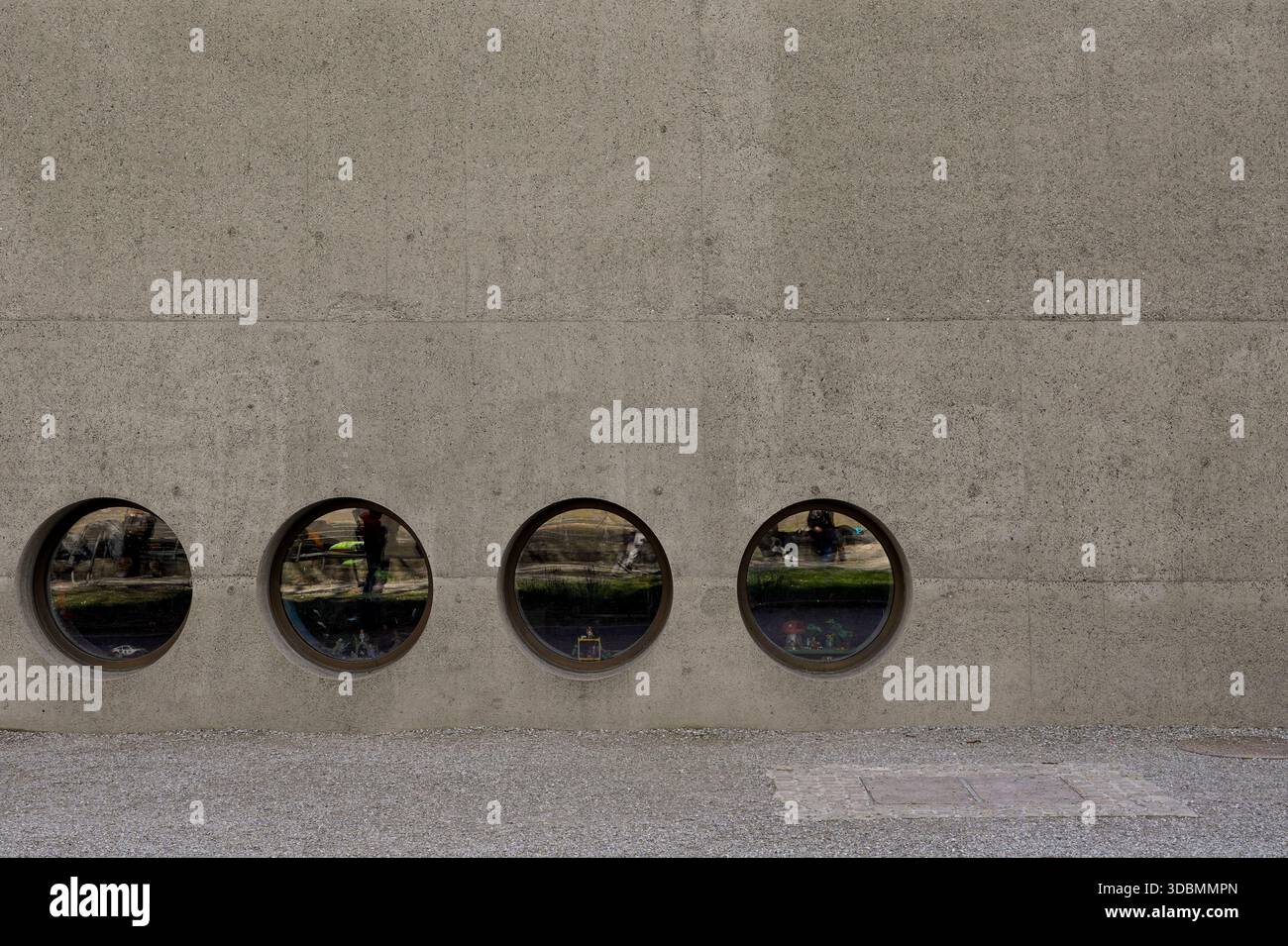 Glimpses Through Circles: Museum Facade. The National Museum Zurich ...